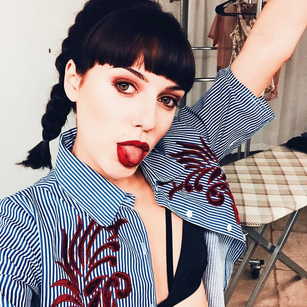 Cantora do dia: Emily Vaughn – Depois Dos Quinze